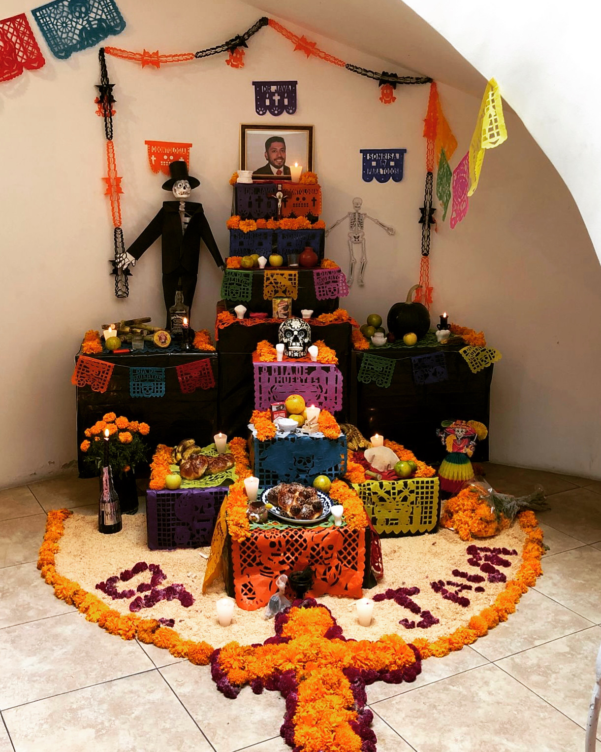 Tradiciones de día de muertos. Concurso de ofrendas 2021 - Recorrido ...